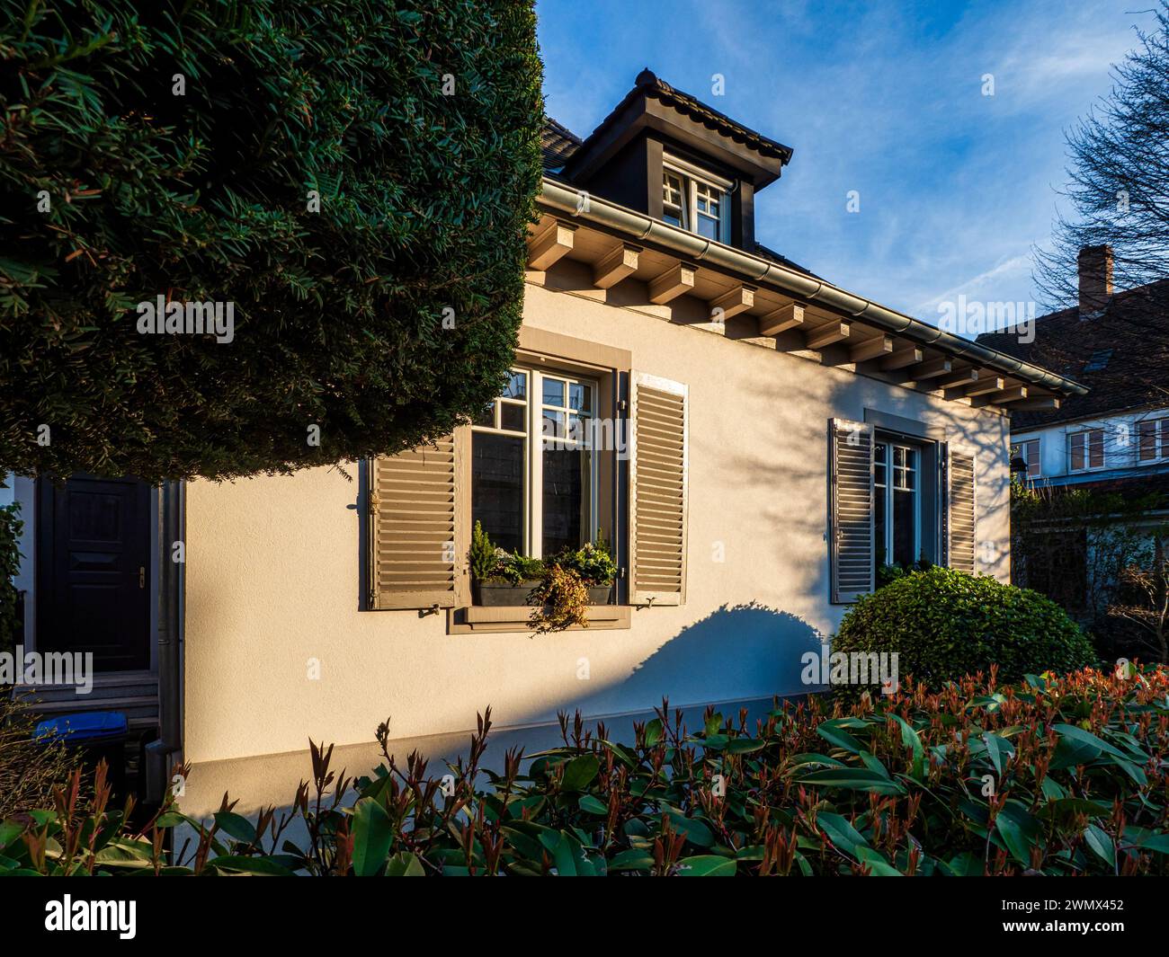 Classic private house in the suburbs of Strasbourg, silence, comfort ...