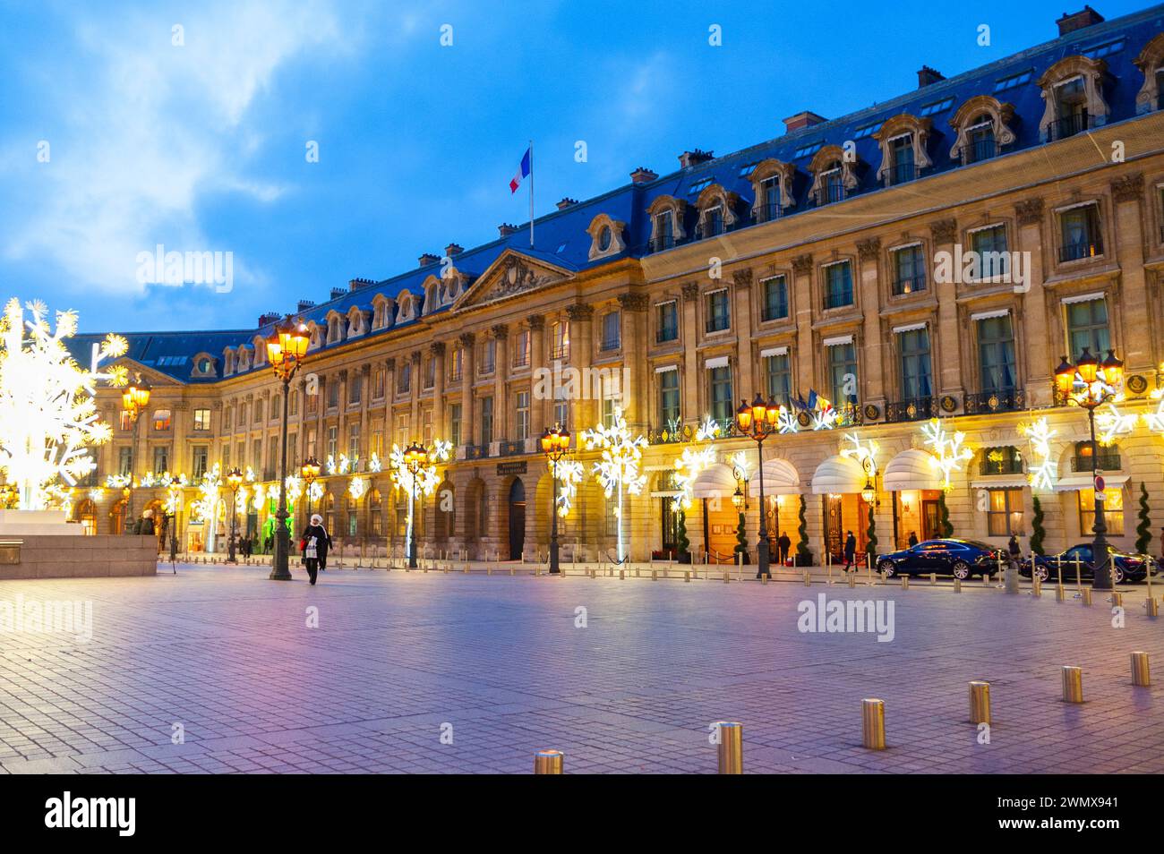 Paris, France, Wide Angle View, Street Scene, CIty Square, Colonne ...
