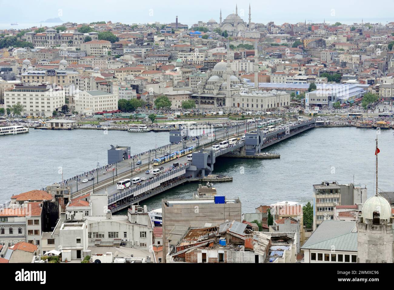Deserted galata bridge hi-res stock photography and images - Alamy