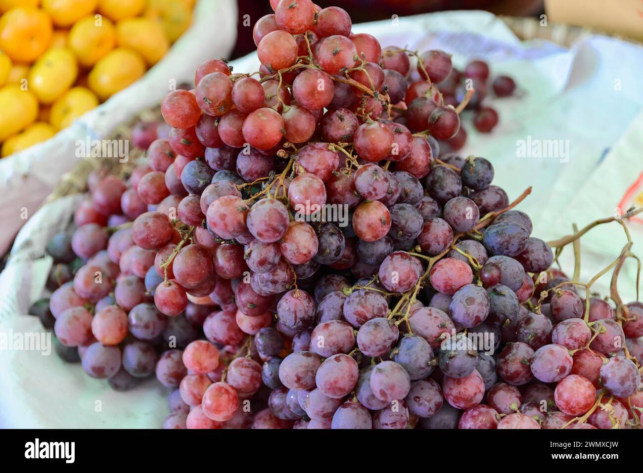 Mandalay myanmar asia fresh hi-res stock photography and images - Alamy