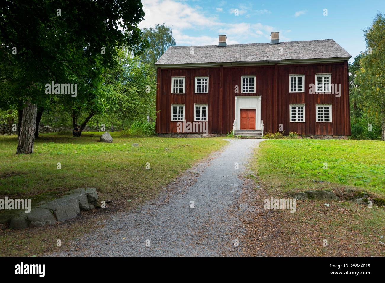 Old farmhouse, window, historic, old, old, mullioned window, lovely ...