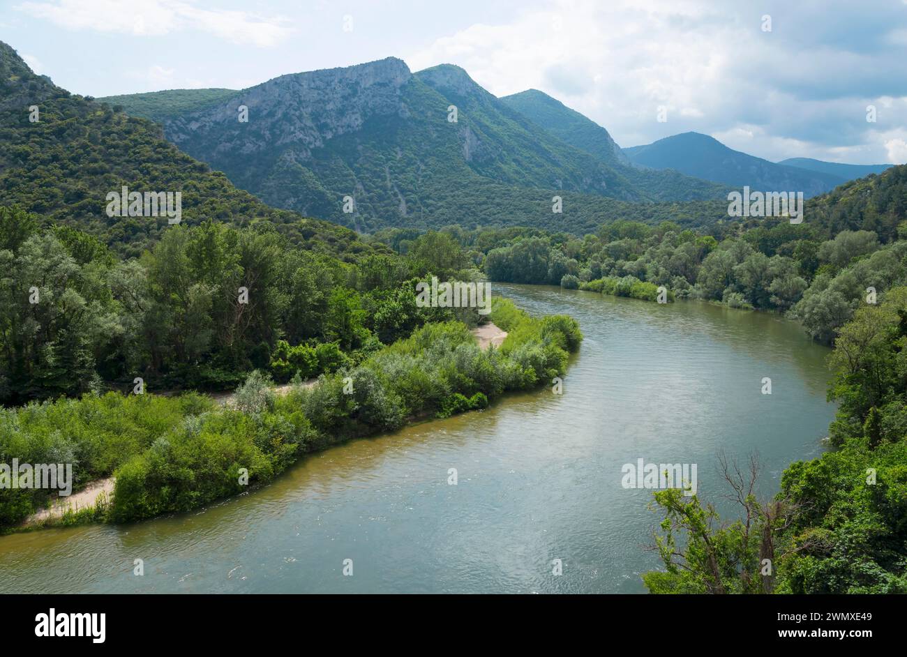 Densely forested gorge hi-res stock photography and images - Alamy