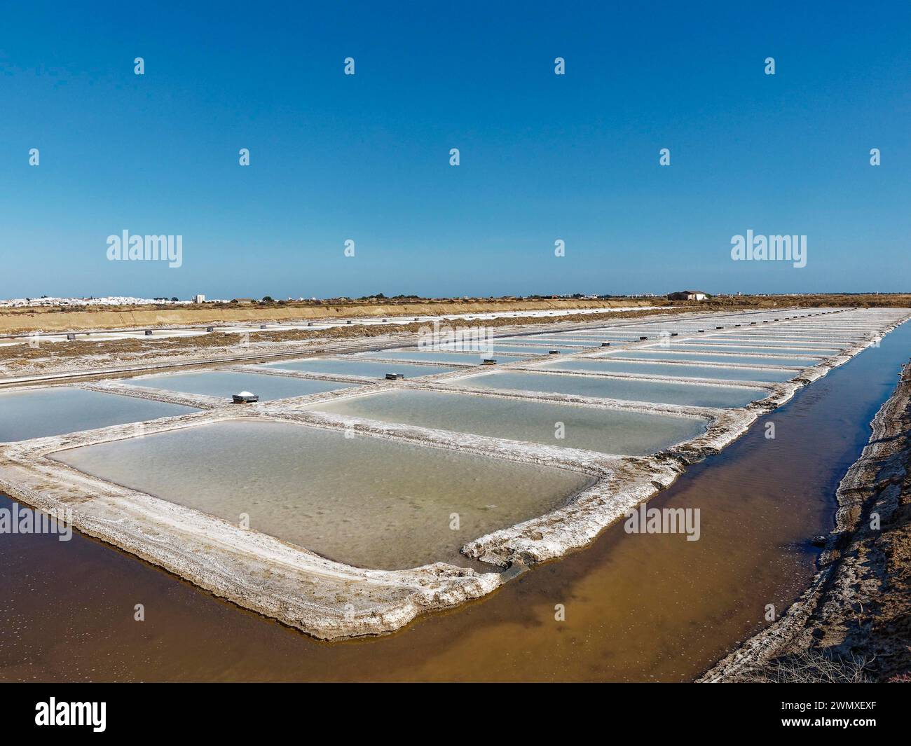 Portugal castro marim salt hi-res stock photography and images - Alamy