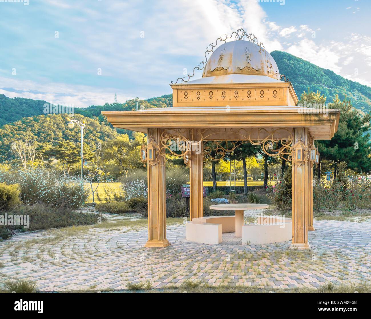 Elegant outdoor pavilion in hi-res stock photography and images - Alamy
