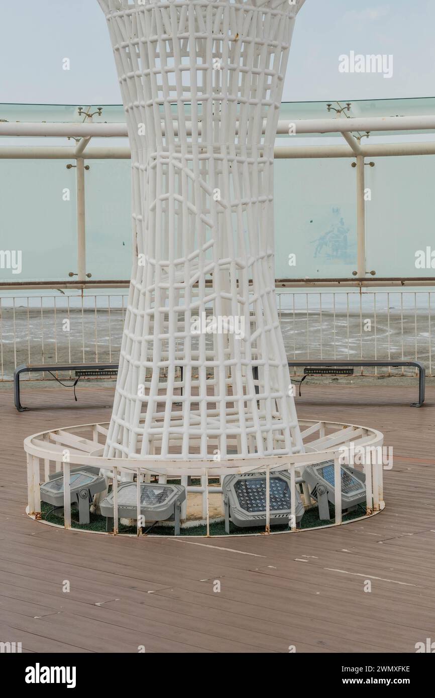 Base of tree made of molded steel rods at Oido port in Siheung-si ...