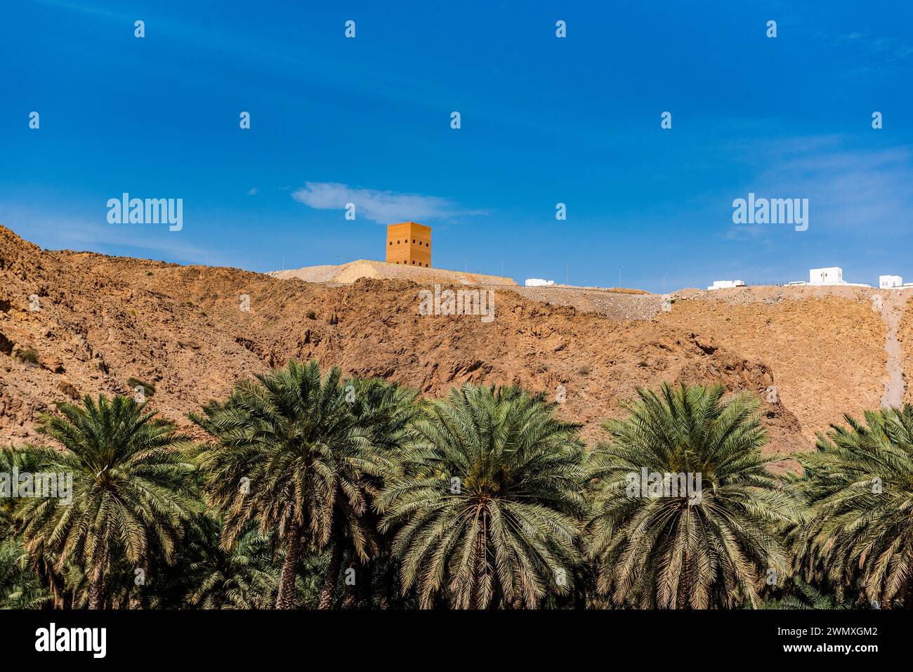 Oman blue sky hi-res stock photography and images - Alamy