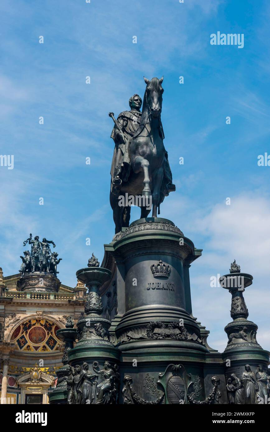 King John and Semper Opera House in the Old Town, architecture ...