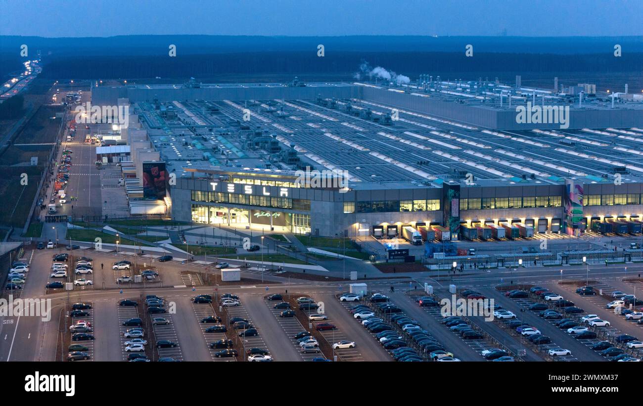 Tesla Giga Factory in Gruenheide, 26/02/2024 Stock Photo - Alamy