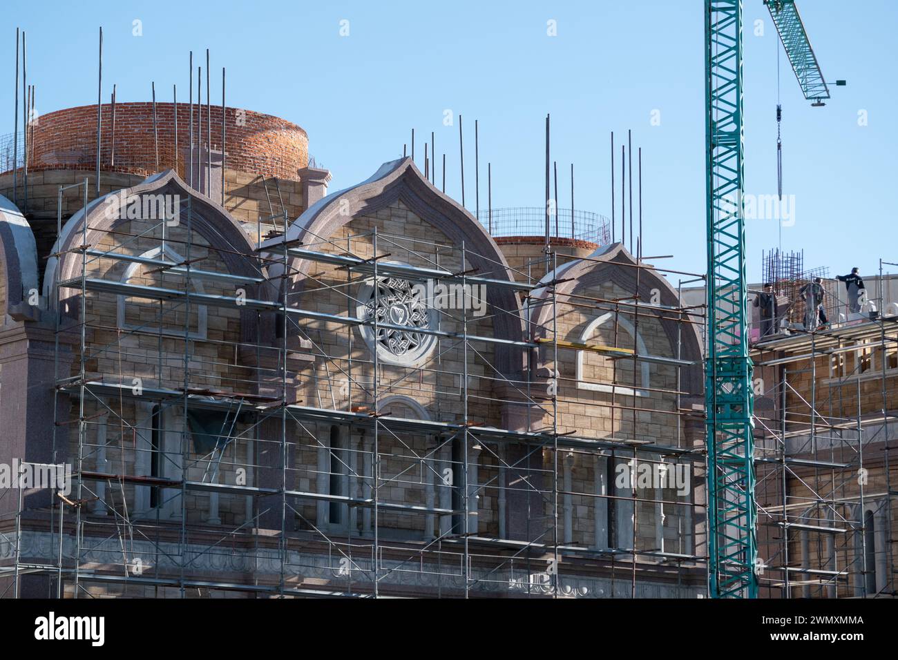 Russian construction crane hi-res stock photography and images - Alamy