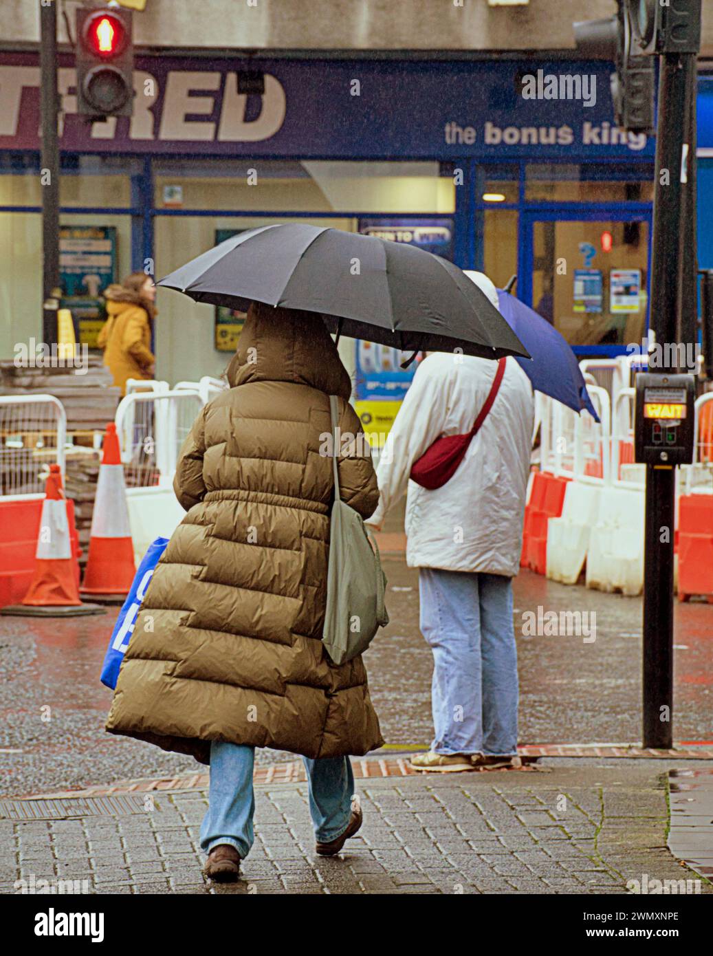 Glasgow, Scotland, UK. 28th February, 2024. UK Weather: Wet day saw ...