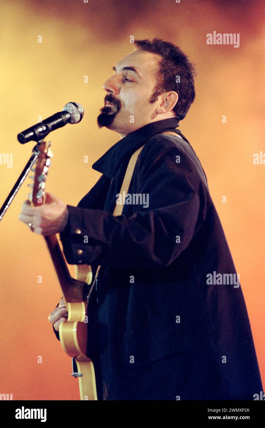 Mango fimmagini 1997 hi-res stock photography and images - Alamy