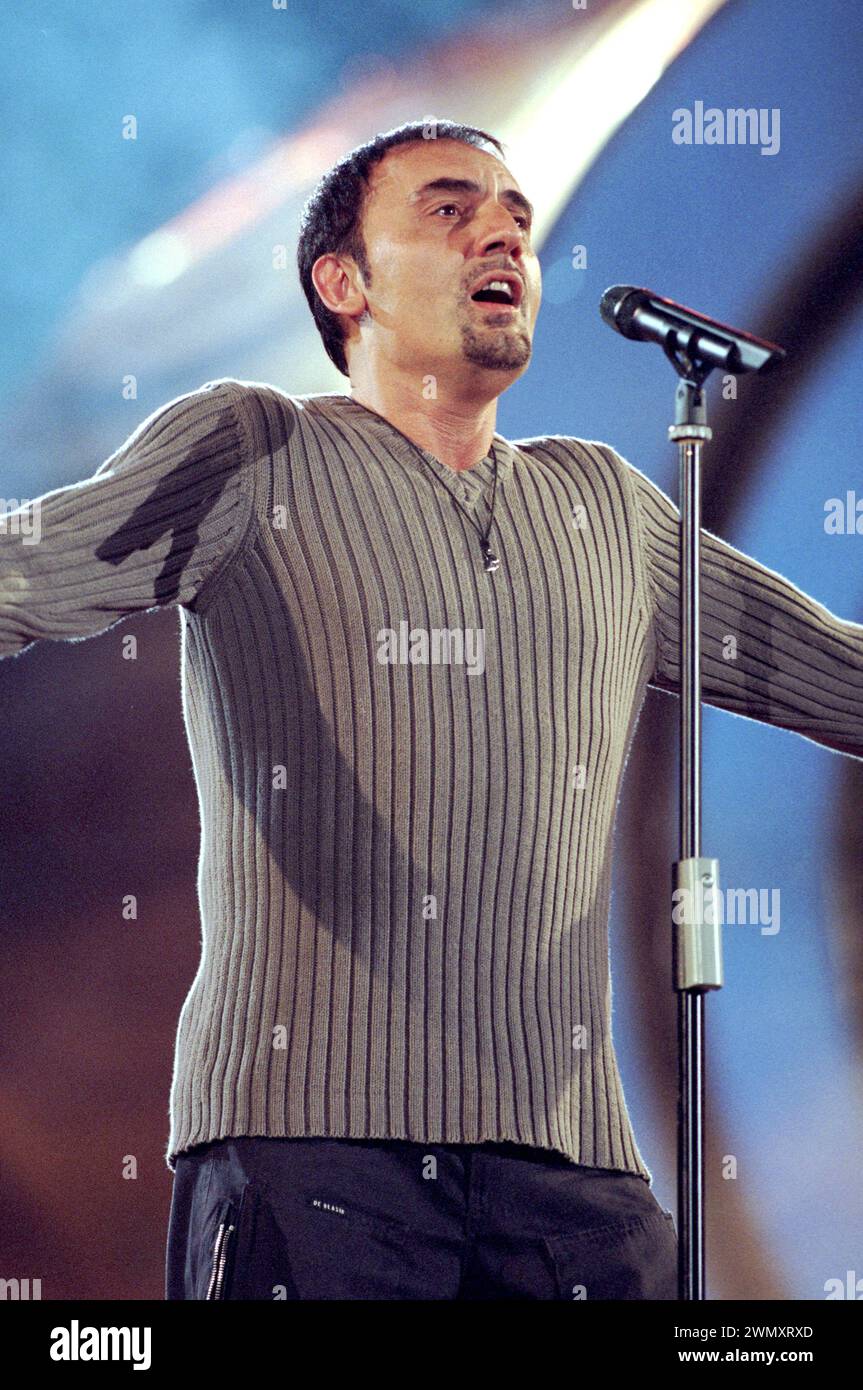 Mango fimmagini 1999 hi-res stock photography and images - Alamy