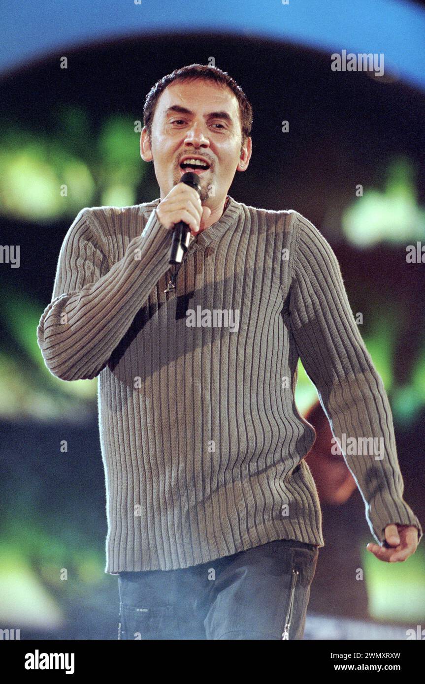 Verona Italy 04/09/1999: Pino Mango, Italian singer, during the ...