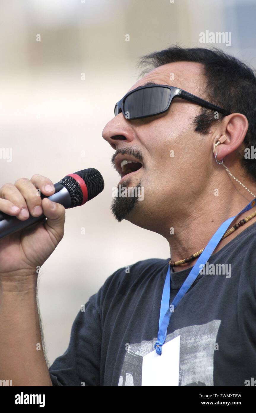 Verona Italy 07/09/2002: Pino Mango, Italian singer,during rehearsals ...