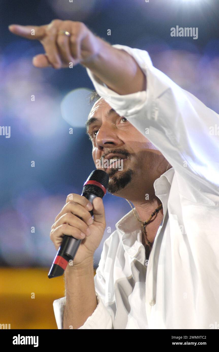 Mango foto 2002 hi-res stock photography and images - Alamy