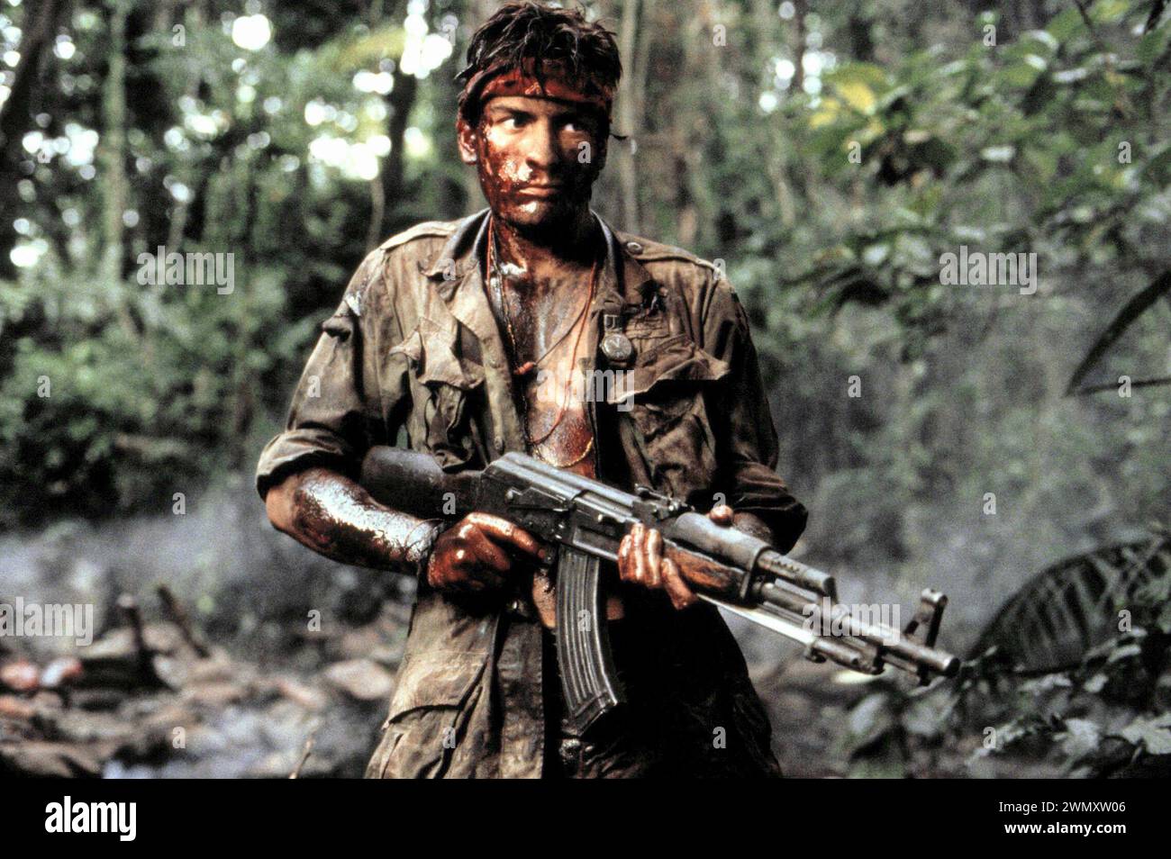 Oliver stone charlie sheen hi-res stock photography and images - Alamy