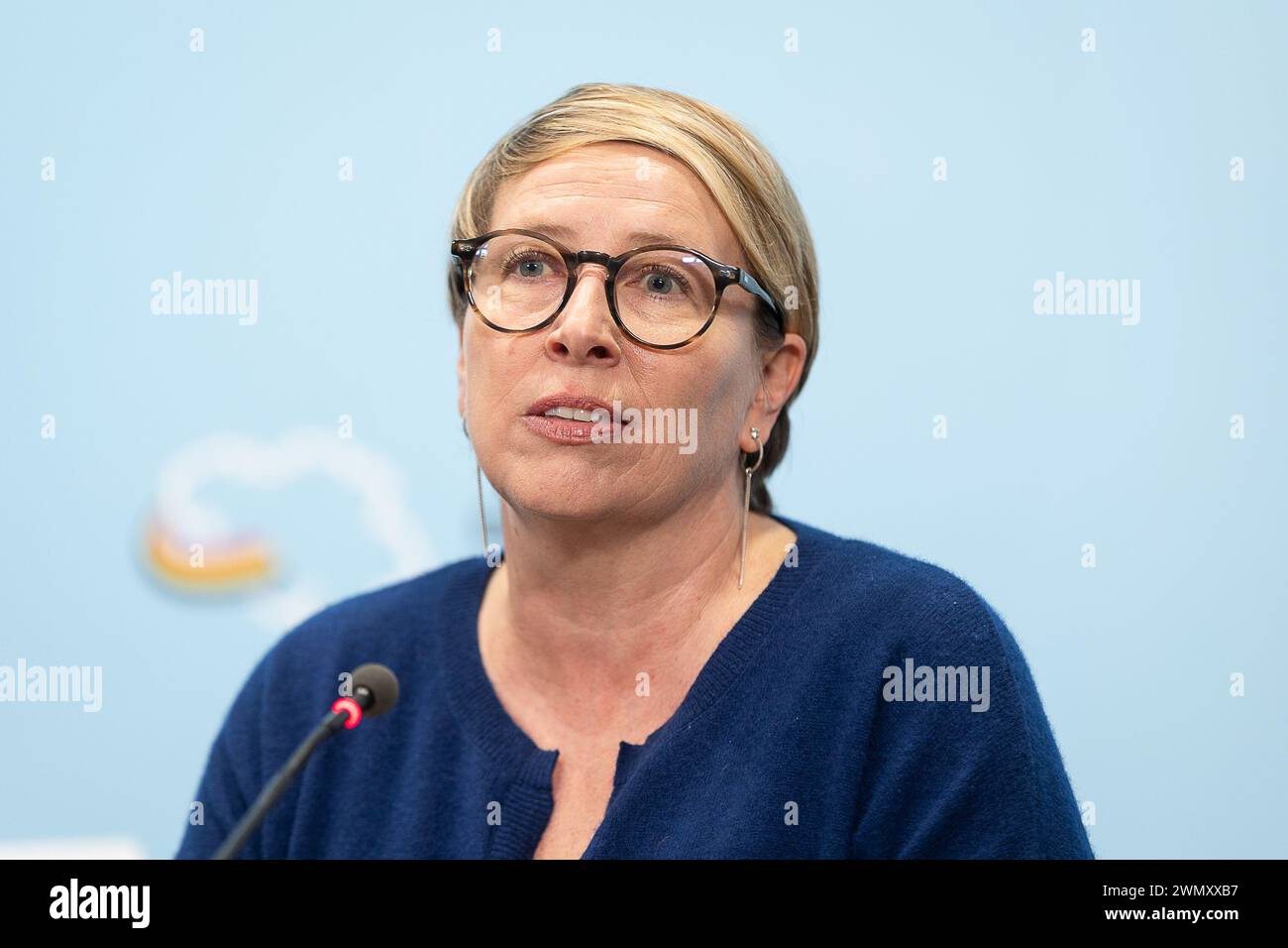 Minister for Development Cooperation and Metropolitan Policy Caroline ...