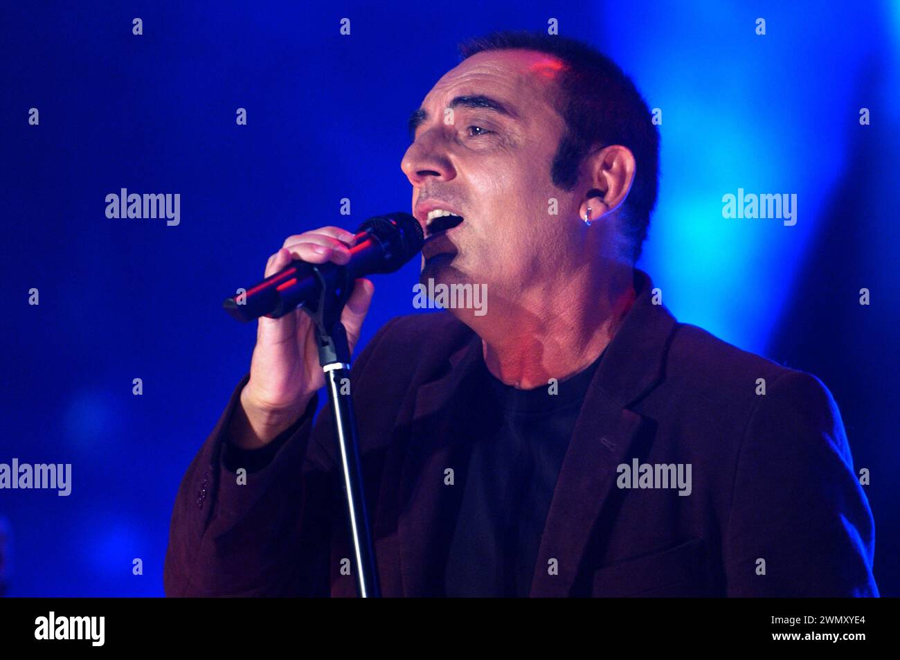 Mango fimmagini 2005 hi-res stock photography and images - Alamy