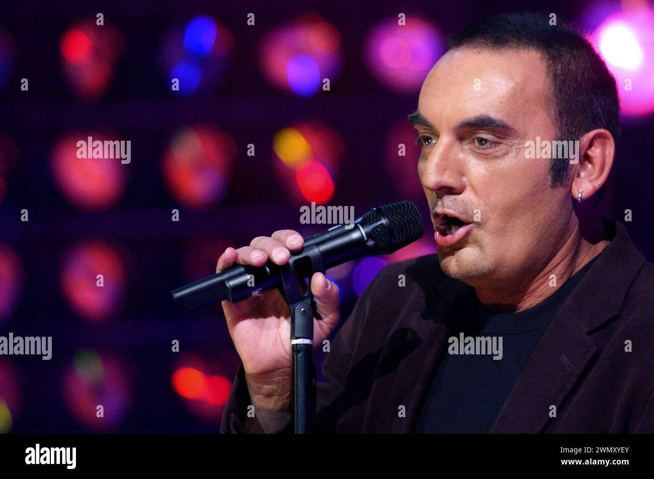 Milan Italy 17/11/2005: Pino Mango, Italian singer, during the ...