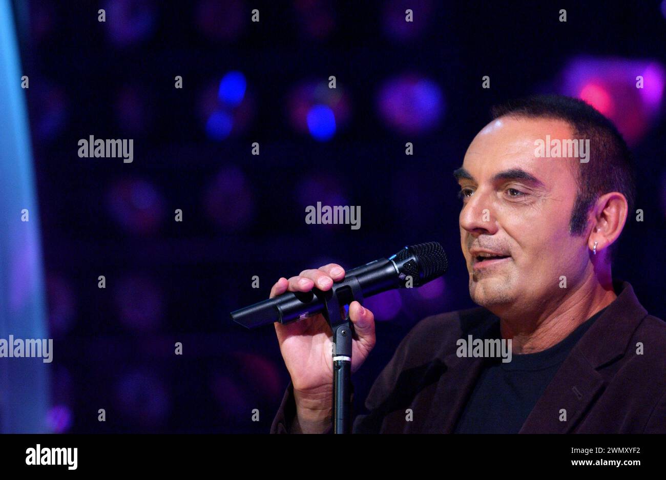 Milan Italy 17/11/2005: Pino Mango, Italian singer, during the ...