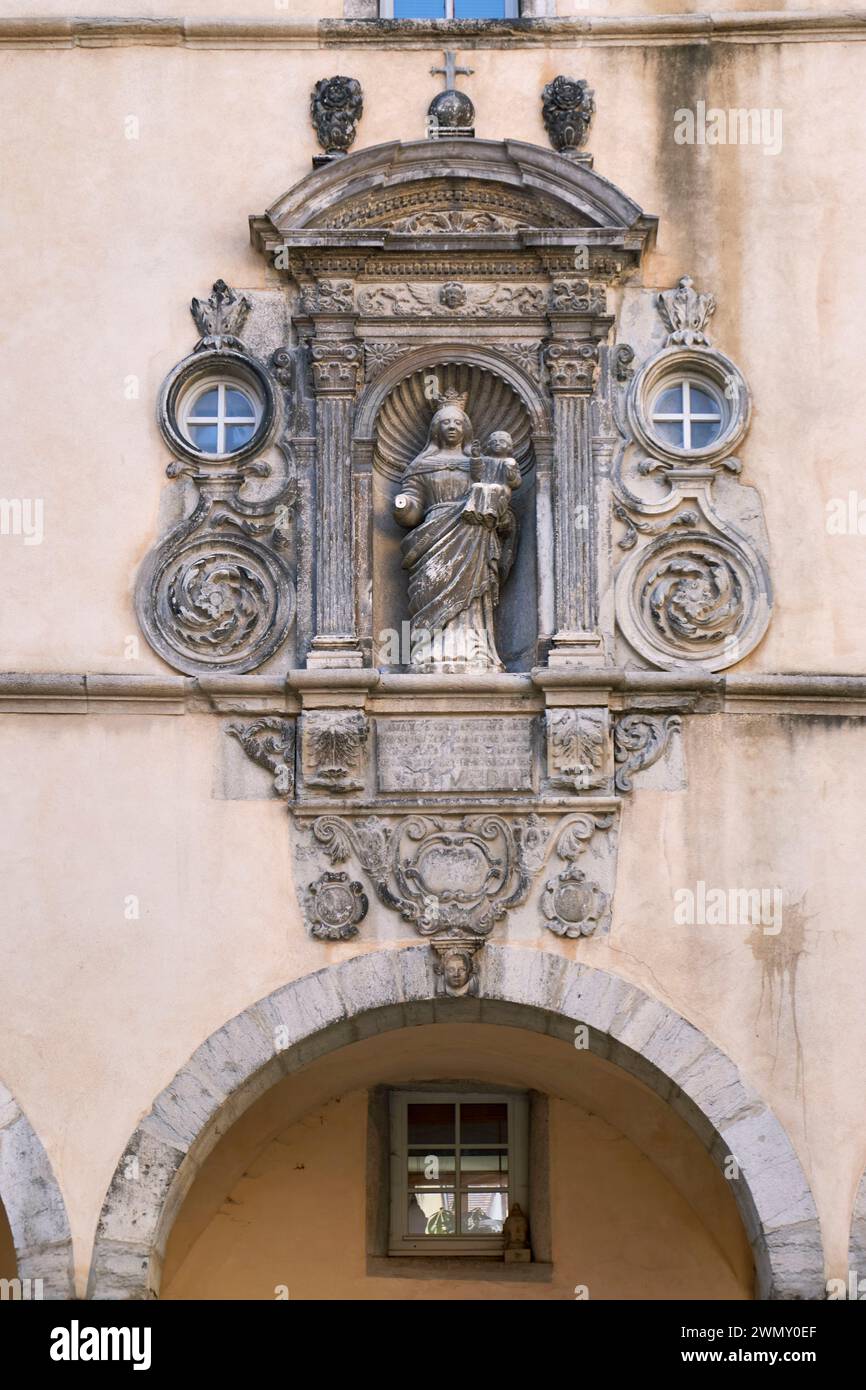 France, Jura, Poligny, Ursuline Convent, cloister courtyard, shell ...
