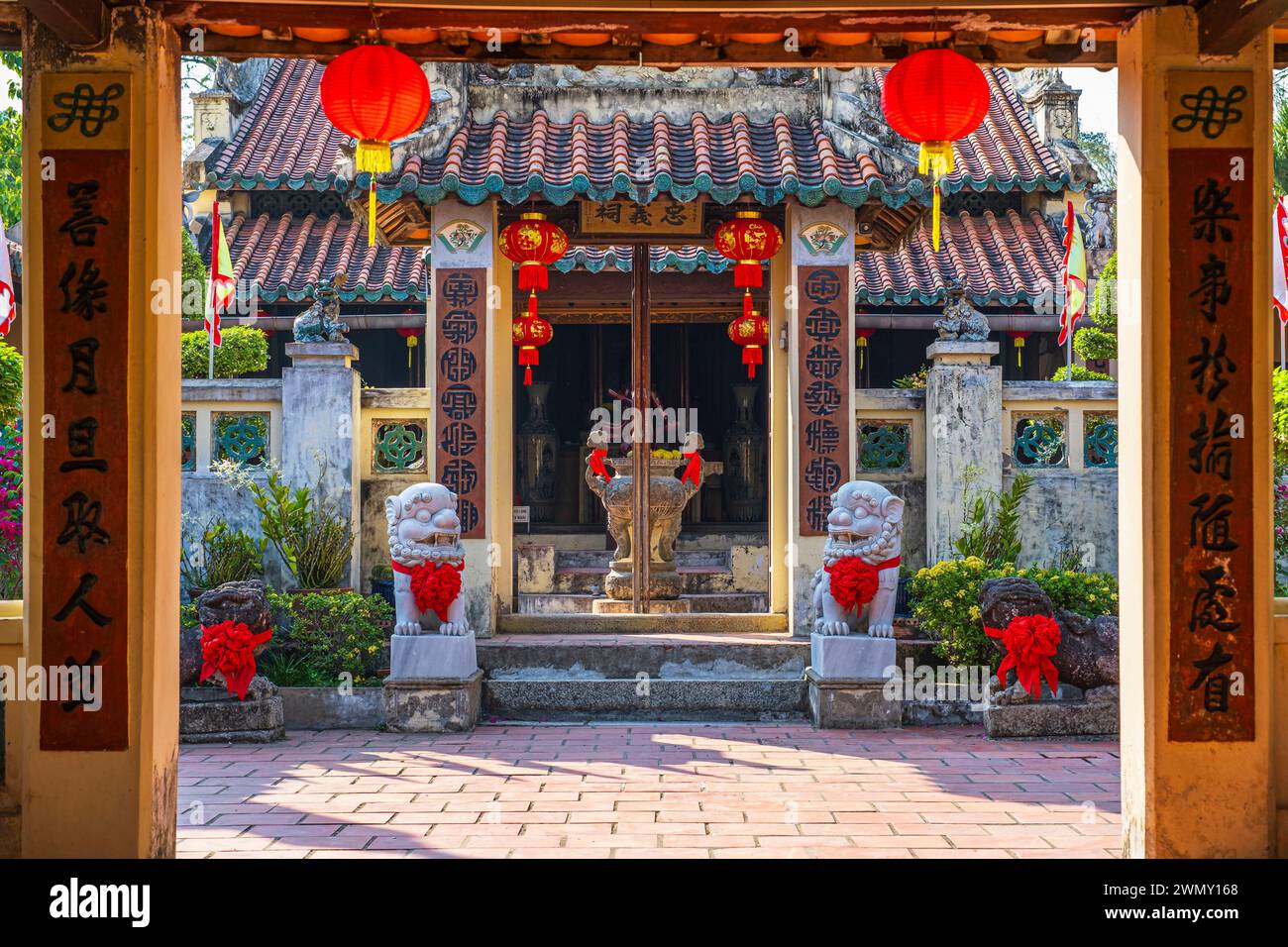 Vietnam, Mekong Delta, Kien Giang province, Ha Tien, tombs of the Mac ...