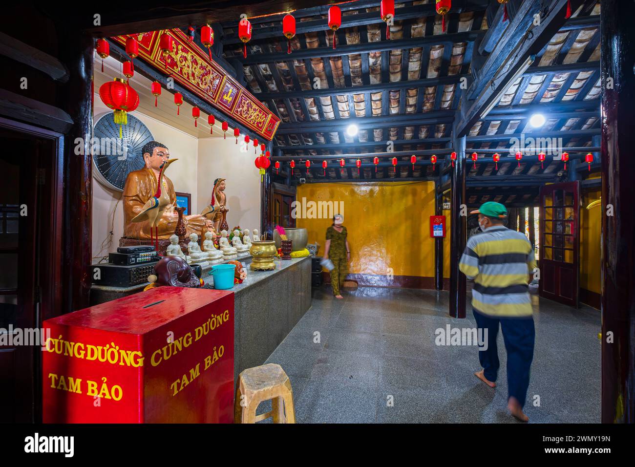 Vietnam, Mekong Delta, Kien Giang province, Ha Tien, Thach Dong site ...