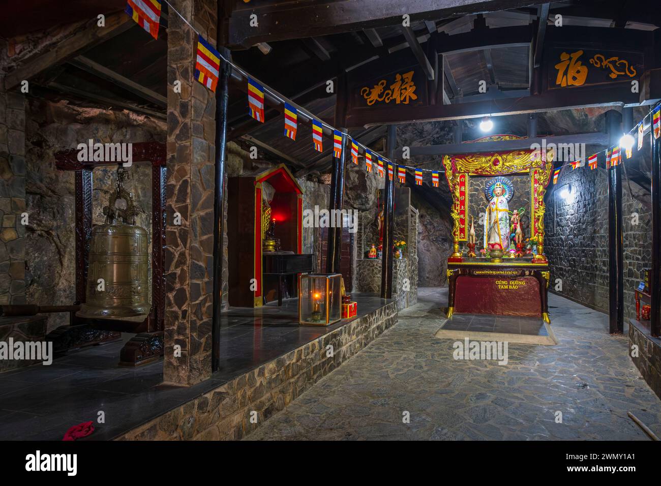 Vietnam, Mekong Delta, Kien Giang province, Ha Tien, Thach Dong site ...