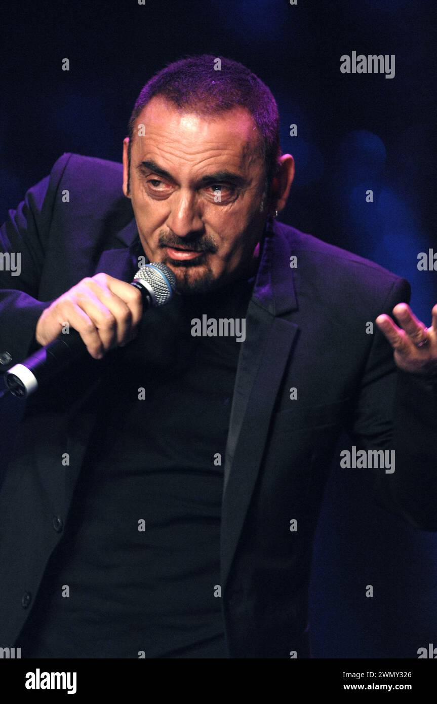 Mango fimmagini 2007 hi-res stock photography and images - Alamy