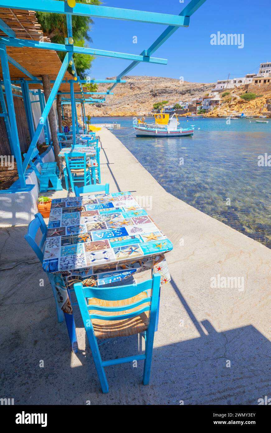 Greece, Dodecanese islands, Sifnos island, Traditional Greek tavern ...