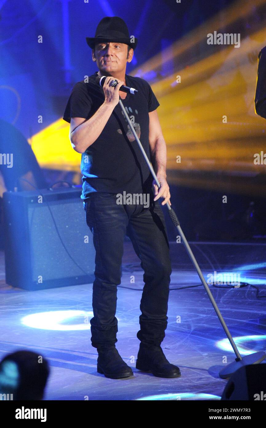 Pino mango immagini 2008 hi-res stock photography and images - Alamy