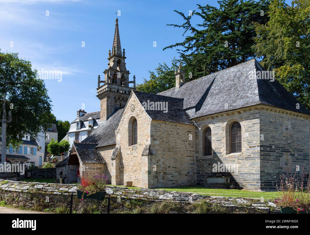 Audierne village hi-res stock photography and images - Alamy