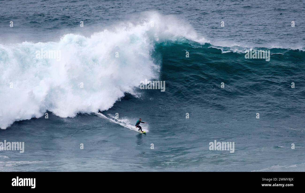 Portugal, Estremadura, Nazaré, Big Wave Challenge, surfing competition ...