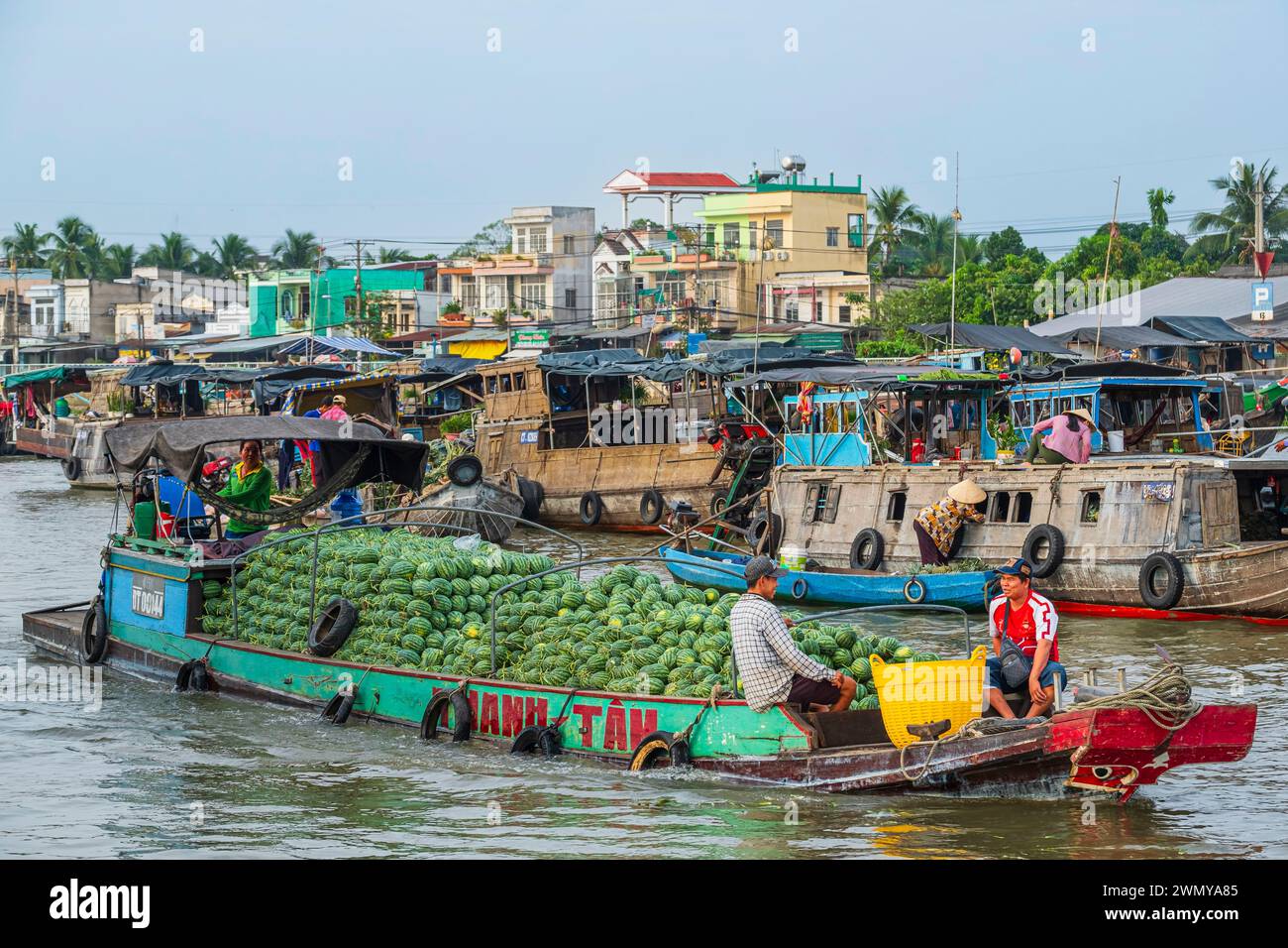 Vietnam, Mekong Delta, Cai Rang district, Cai Rang floating market on ...