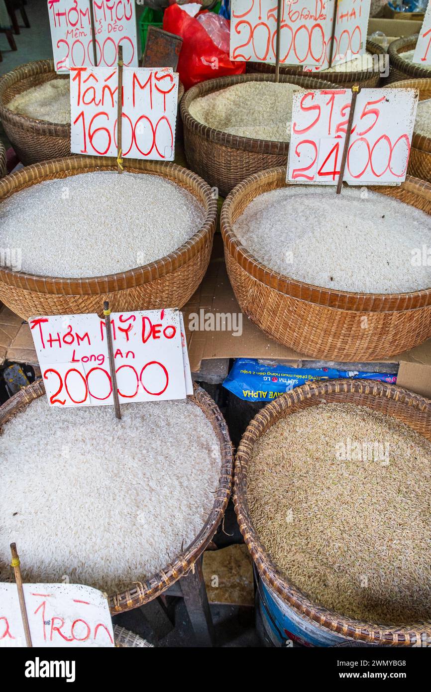 Vietnam, Mekong Delta, Cai Rang district, the land market of Cai Rang ...
