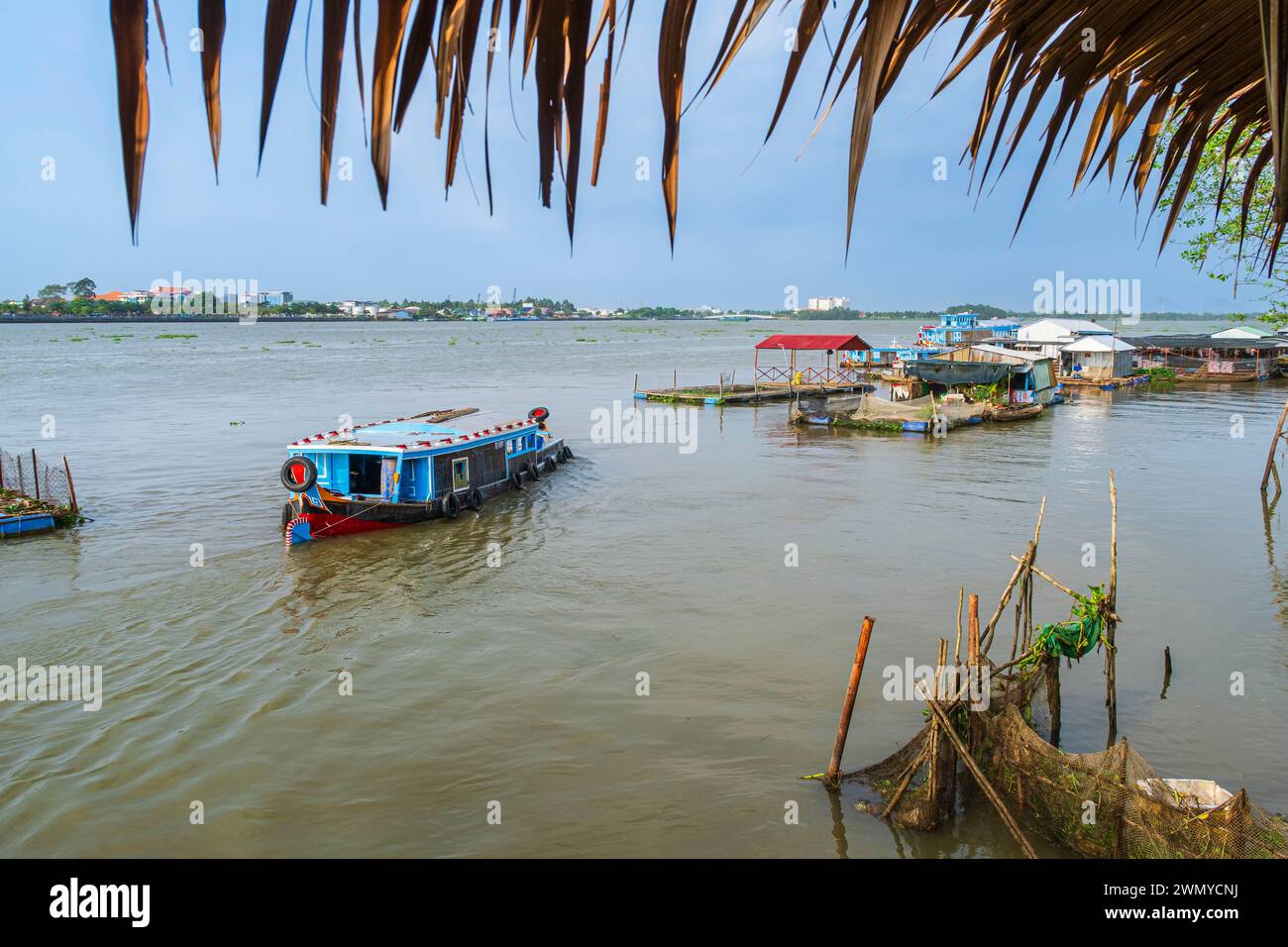 Vietnam, Mekong Delta, Vinh Long province, An Binh Island, fish farming in Co Chien River ...