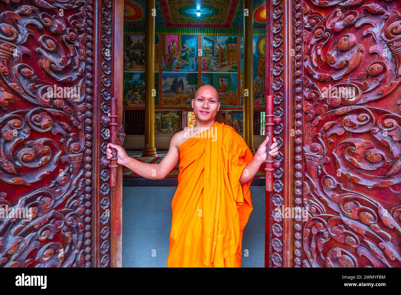 Vietnam, Mekong Delta, surroundings of Tra Vinh, young Buddist monk in Pisesaram Khmer pagoda ...