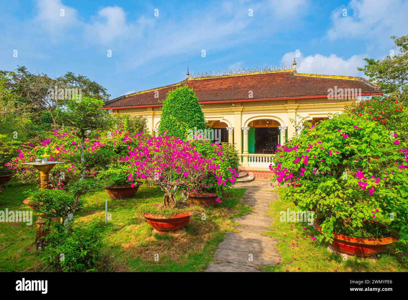 Vietnam, Mekong Delta, Cai Be, former Ba Duc house built in 1850 and restored in 1938 Stock ...