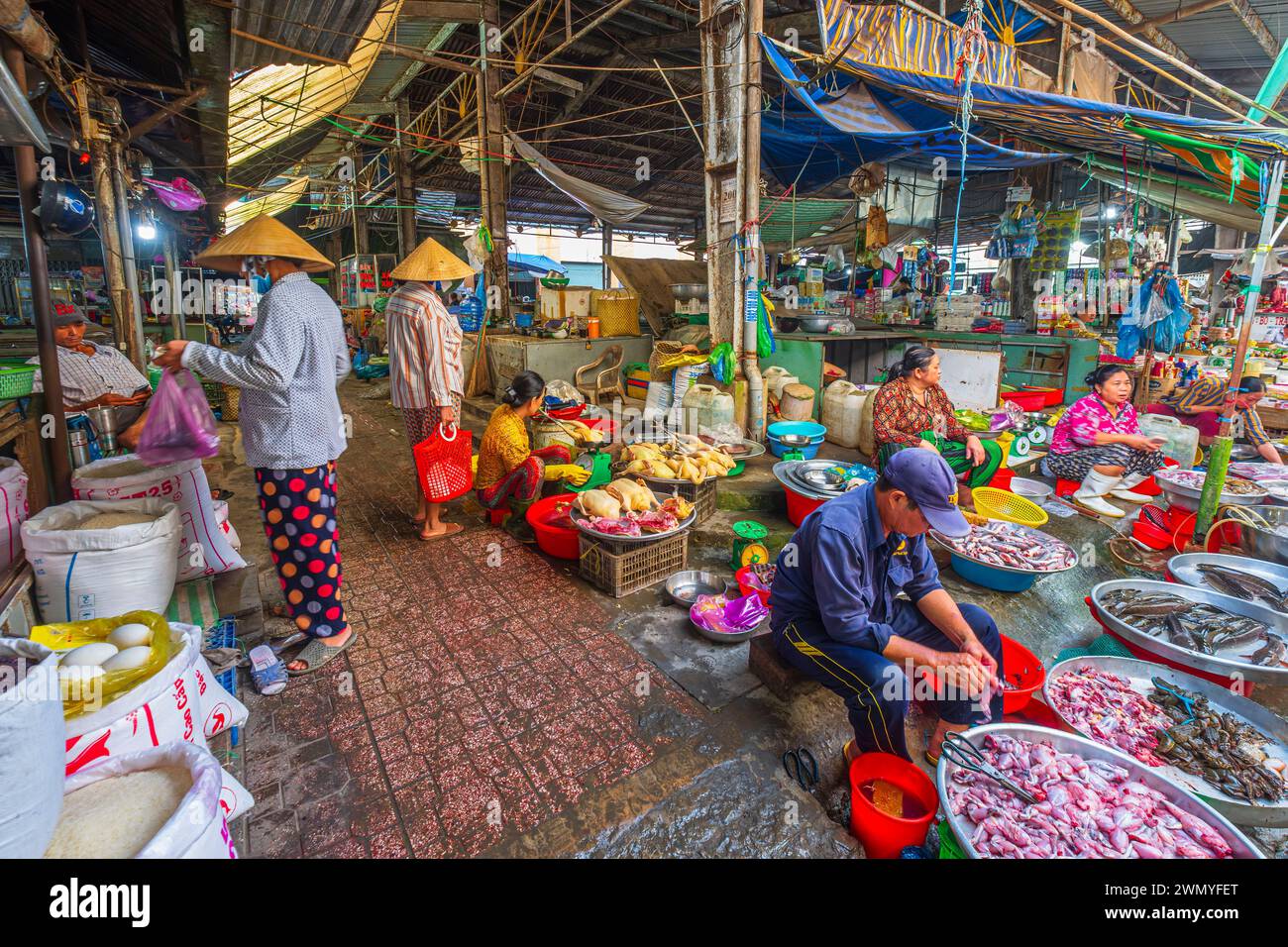 Vietnam, Mekong Delta, Cai Be, the market Stock Photo - Alamy