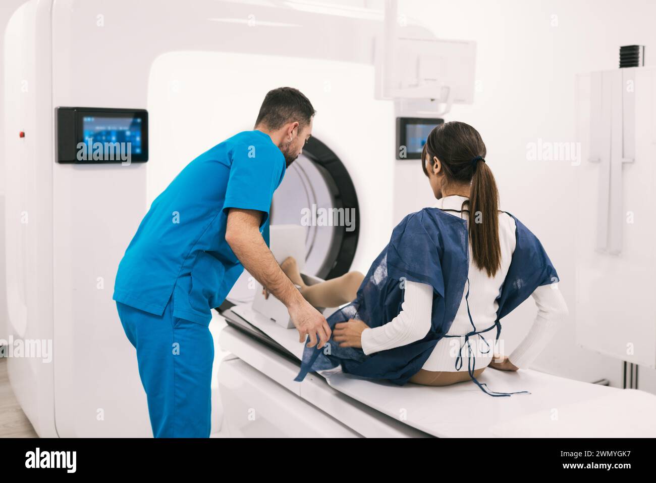 Diagnostic imaging hi-res stock photography and images - Alamy