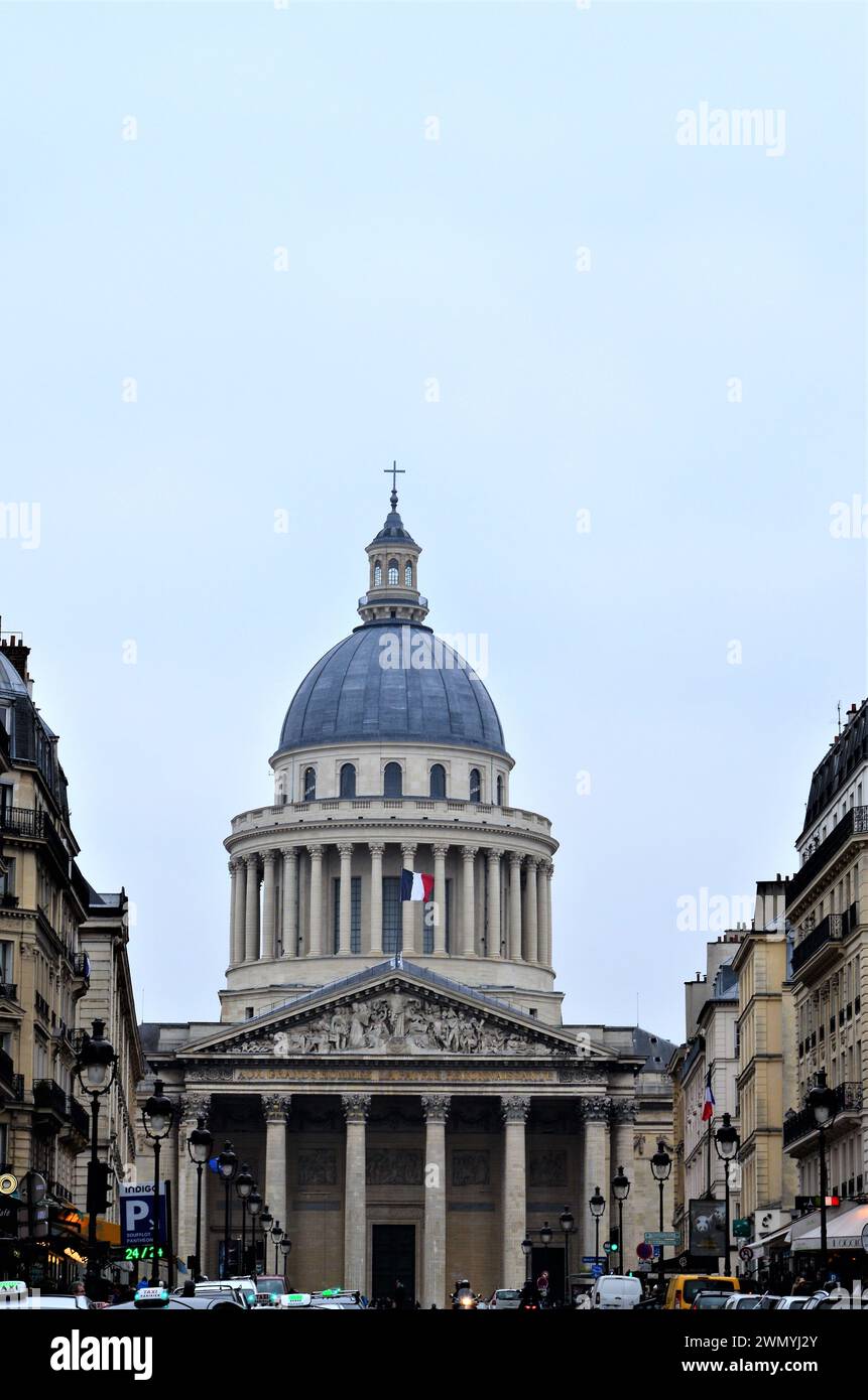 Pantheon building in Paris, France Stock Photo - Alamy