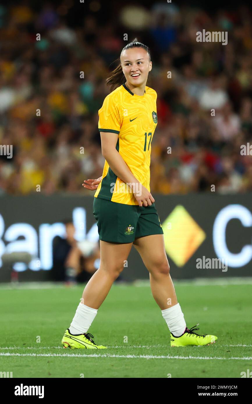 Amy sayer asian qualifiers hi-res stock photography and images - Alamy