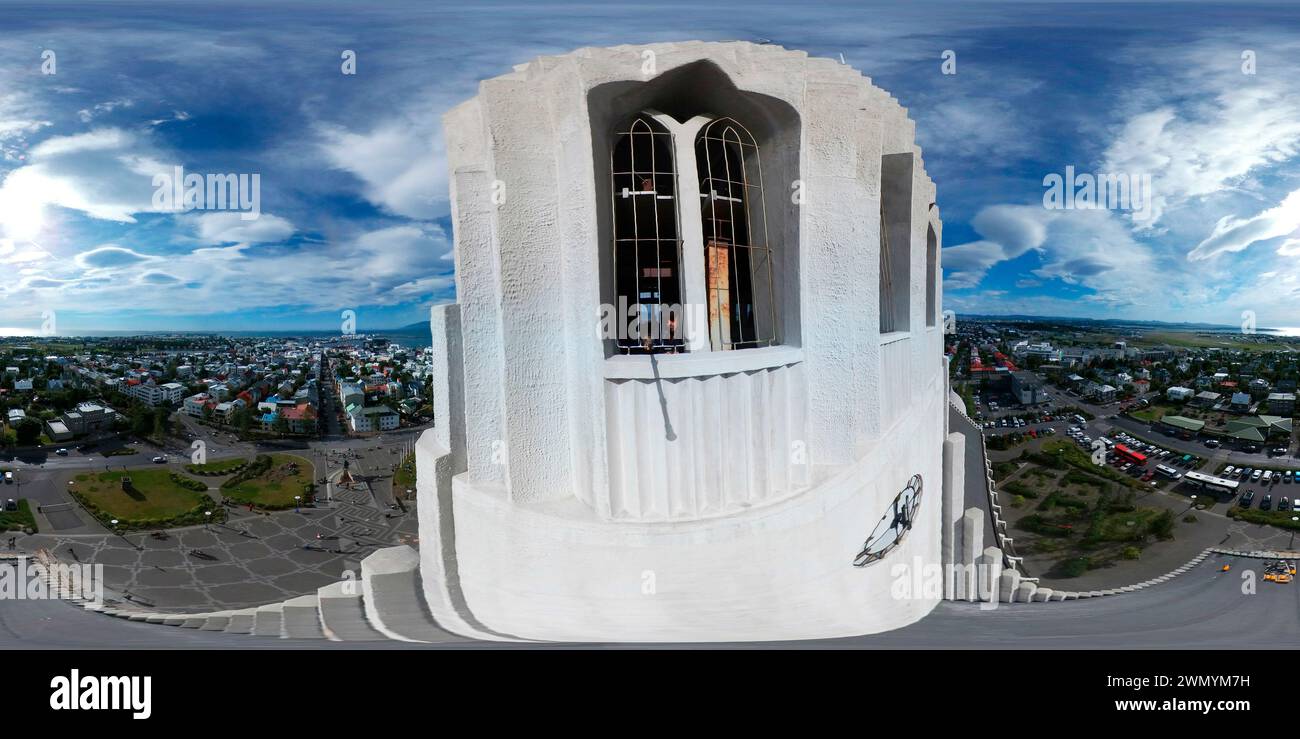 360 x 180 grad Panorama: Luftbild: Hallgrimskirkja (Hallgrimskirche ...