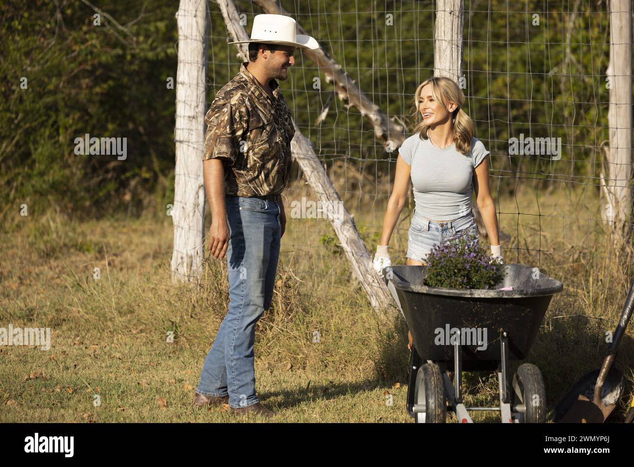 FARMER WANTS A WIFE, from left: Farmer Mitchell Kolinsky, Dater Melanie ...