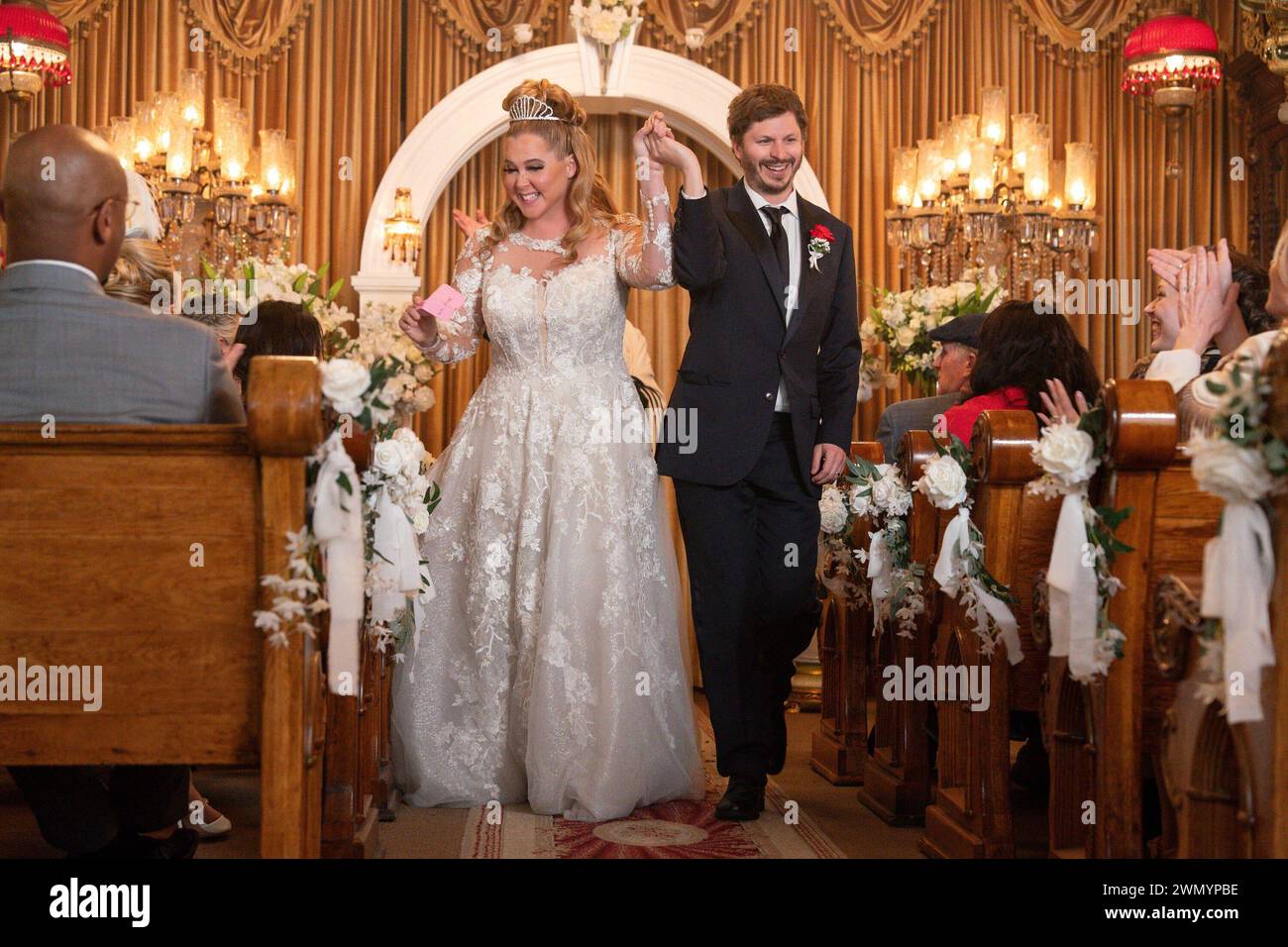 LIFE & BETH, (aka LIFE AND BETH), from left: Amy Schumer, Michael Cera ...