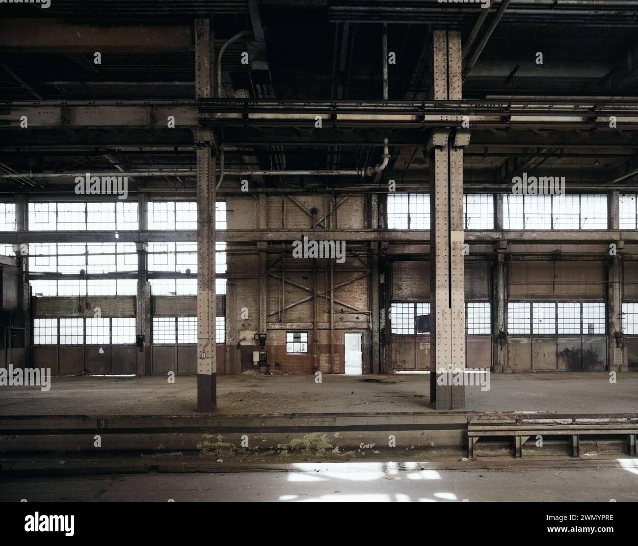 Industrial area - vintage building - Warehouse - LOOKING EAST ACROSS ...