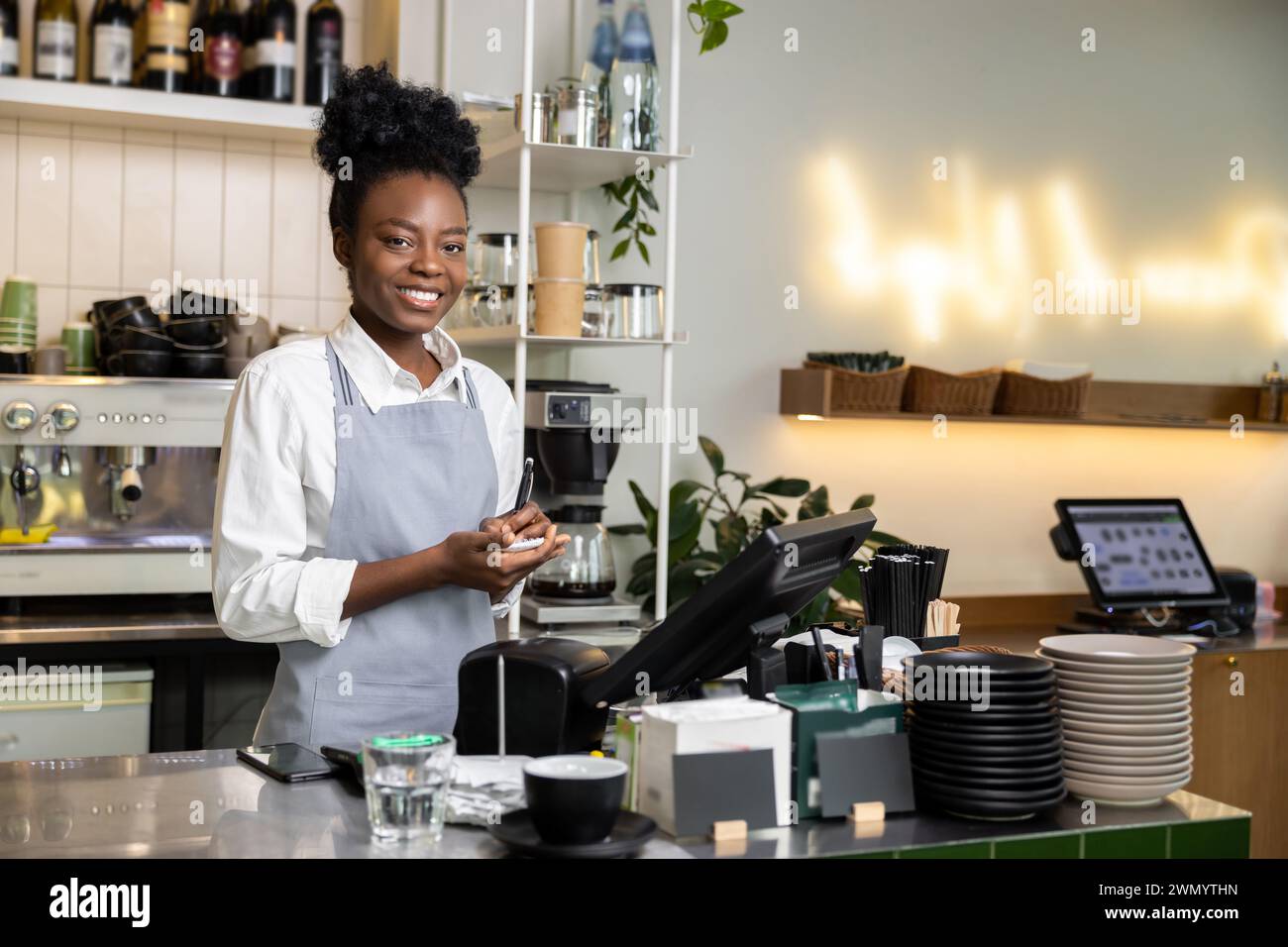 Employee waitress writing order working hi-res stock photography and ...