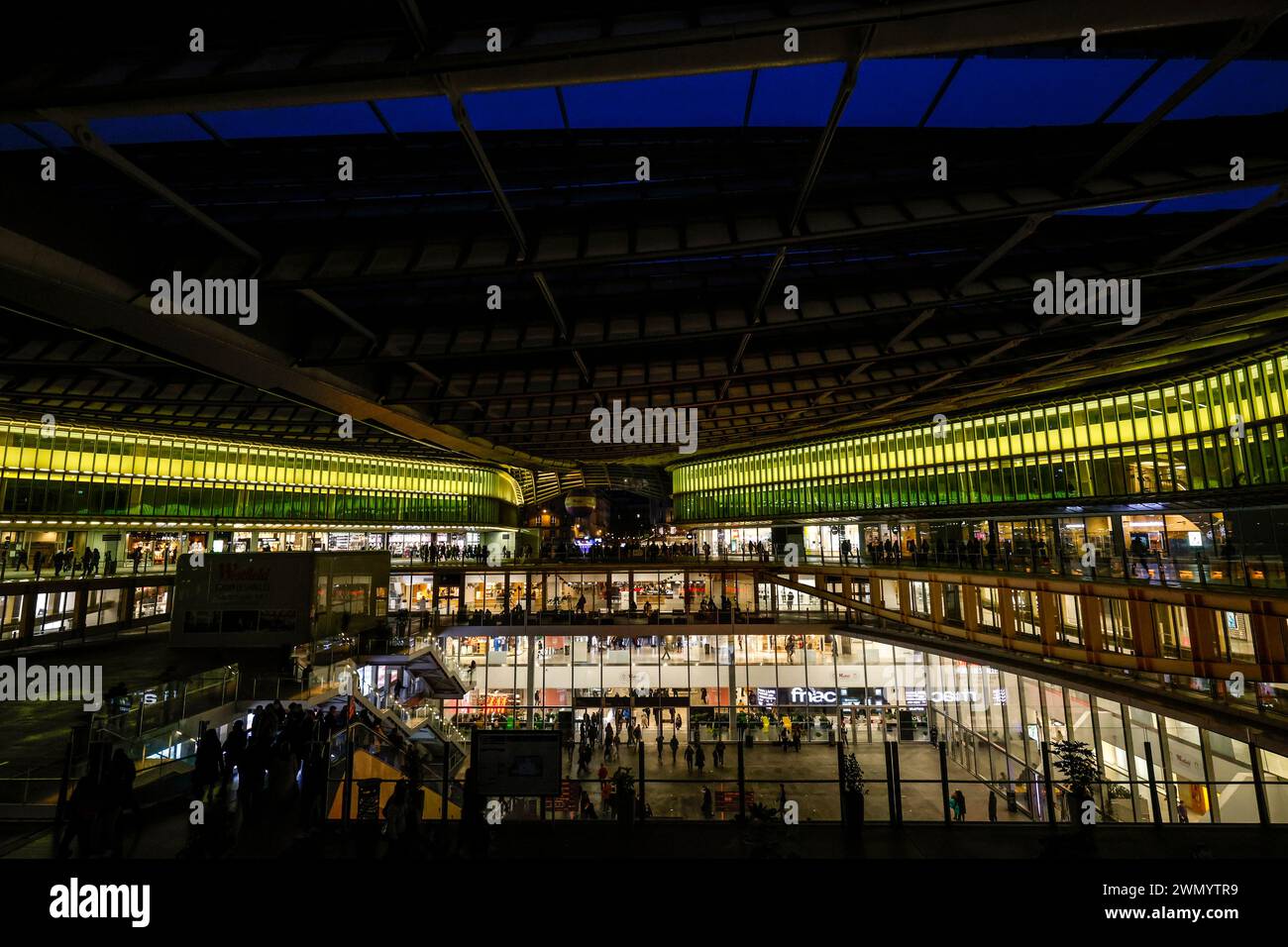 WESTFIELD FORUM DES HALLES PARIS Stock Photo - Alamy