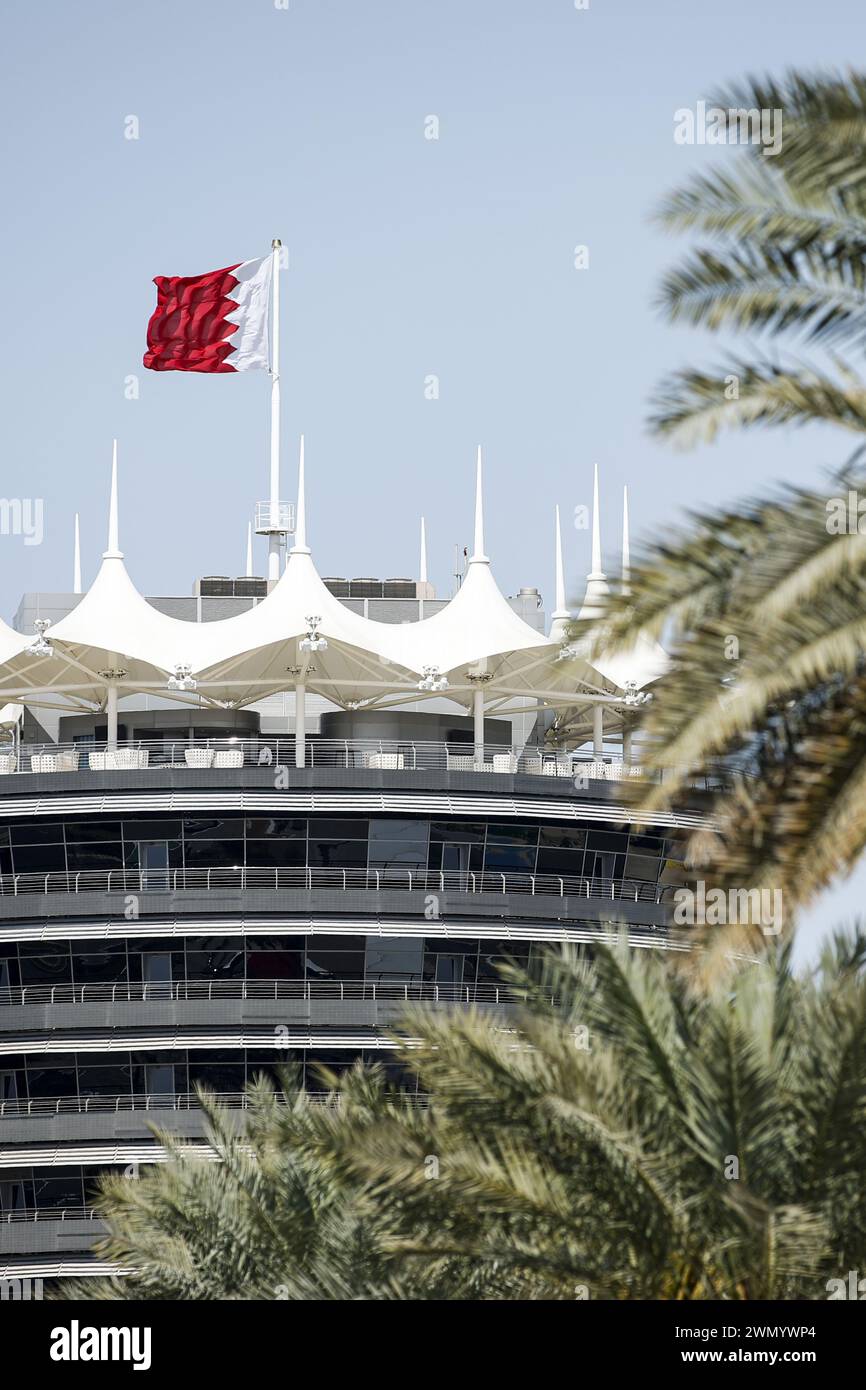 Bahrain circuit ambiance during the Formula 1 Gulf Air Bahrain Grand ...