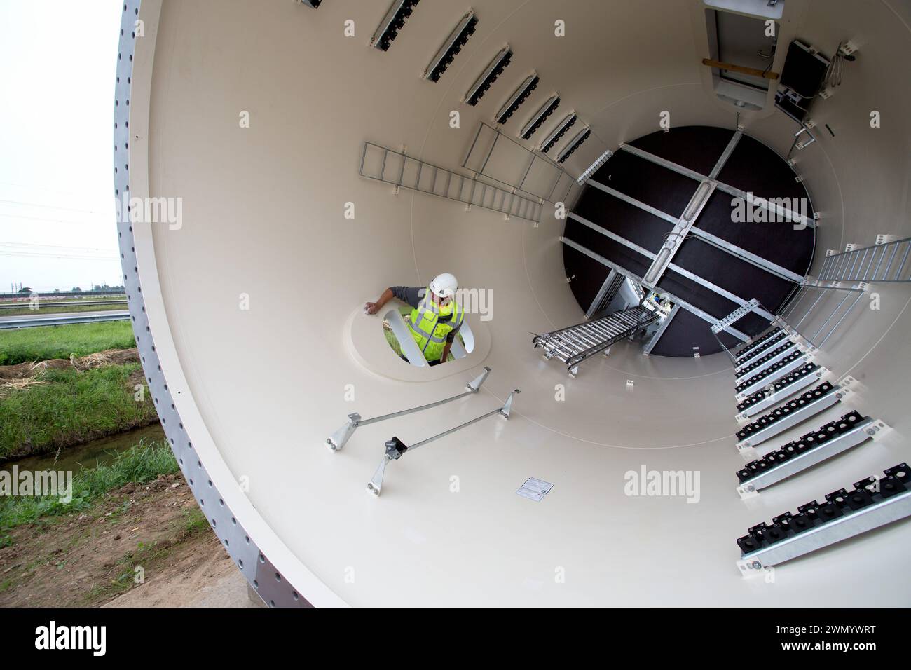 Installation of wind turbines in Ressen-Holland. Control on the inside ...